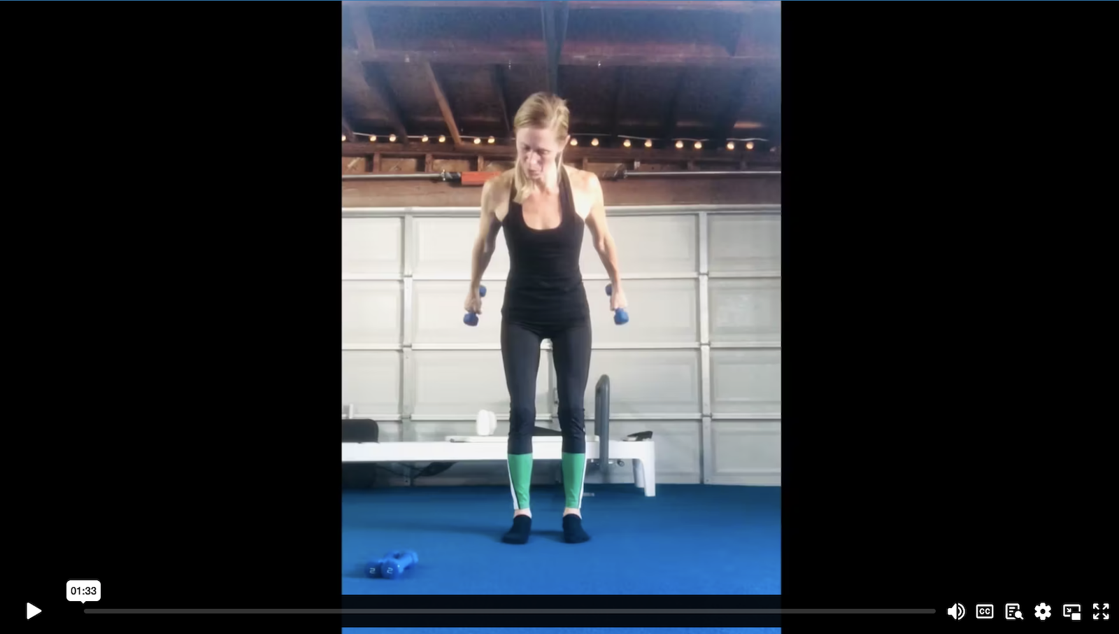 02 min Standing Double Arm Triceps - The Knight Technique